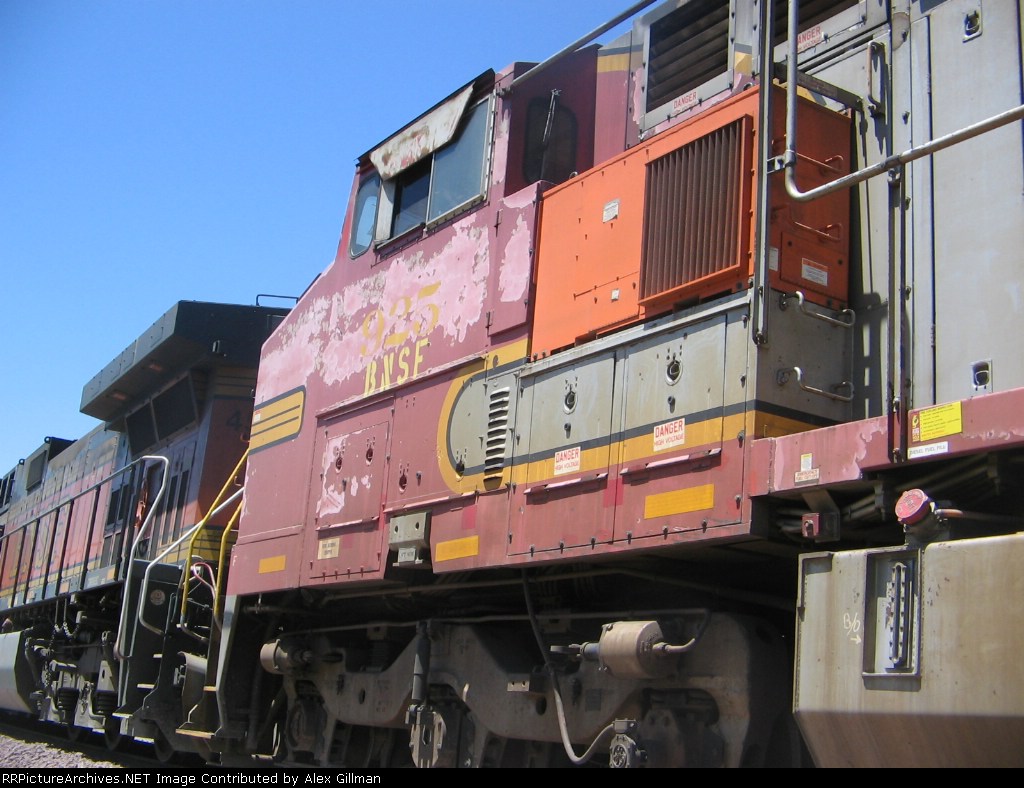 BNSF 925, Fading Away